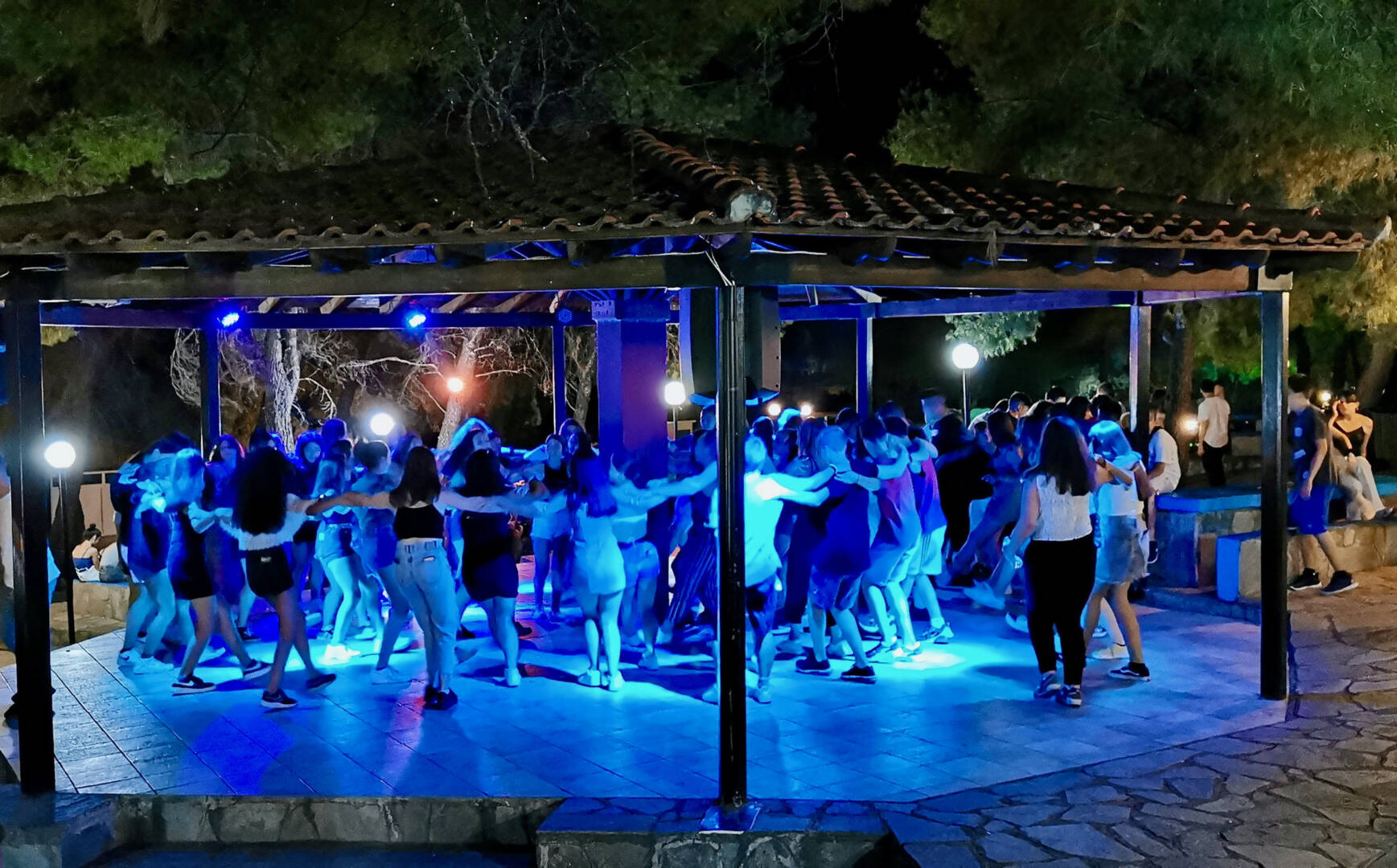Βραδινή Ψυχαγωγία - Disco - Kalivas Camp